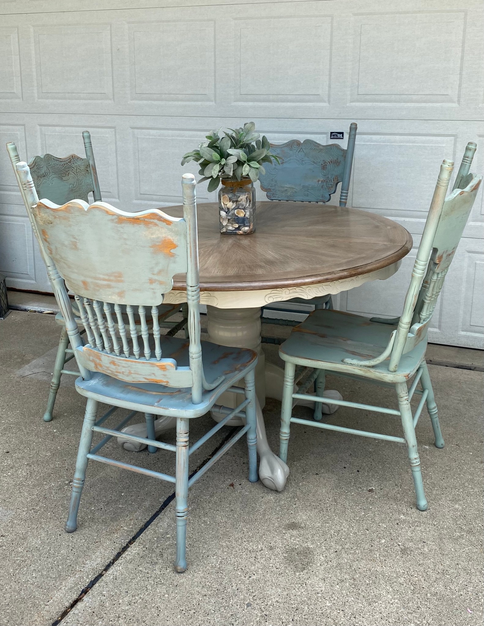 Lake Cottage Table Makeover